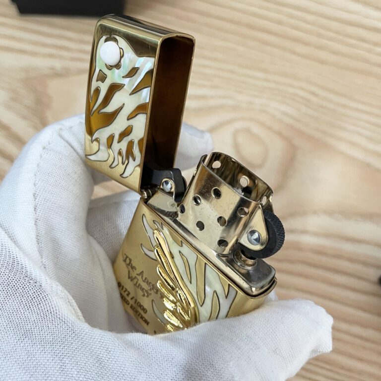 Japanese Zippo Golden Angel Wings Zippo Lighter Limited Edition
