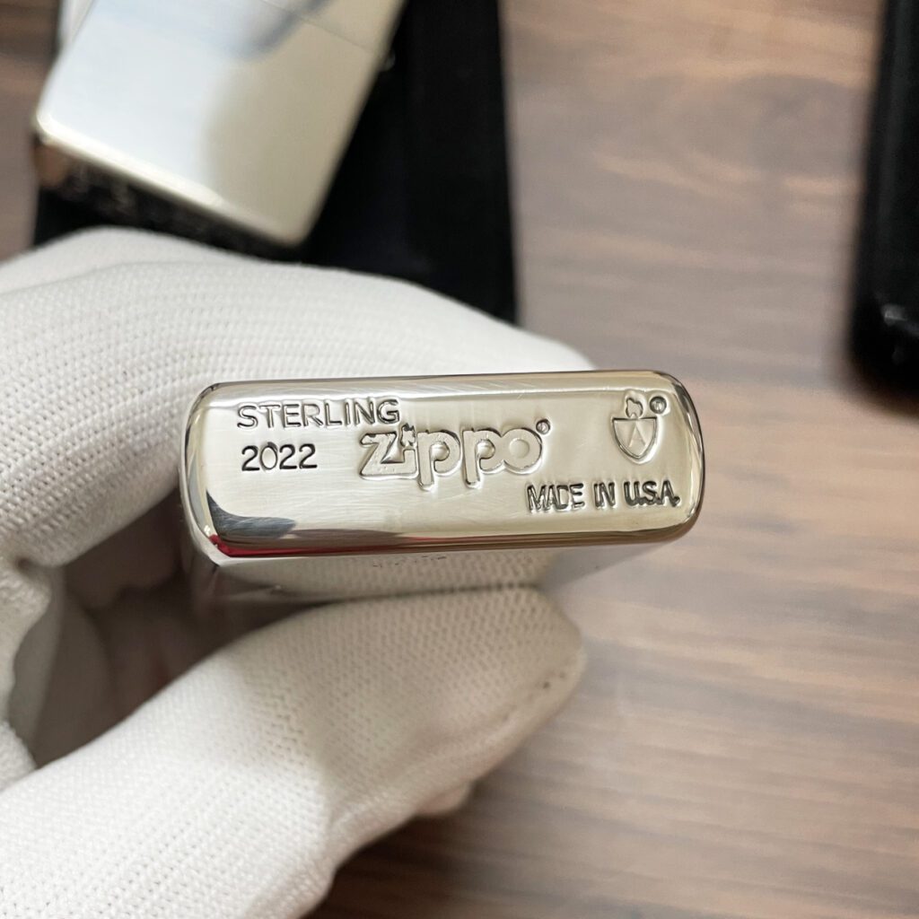 Zippo Armor High Polished Sterling Silver Lighter 26