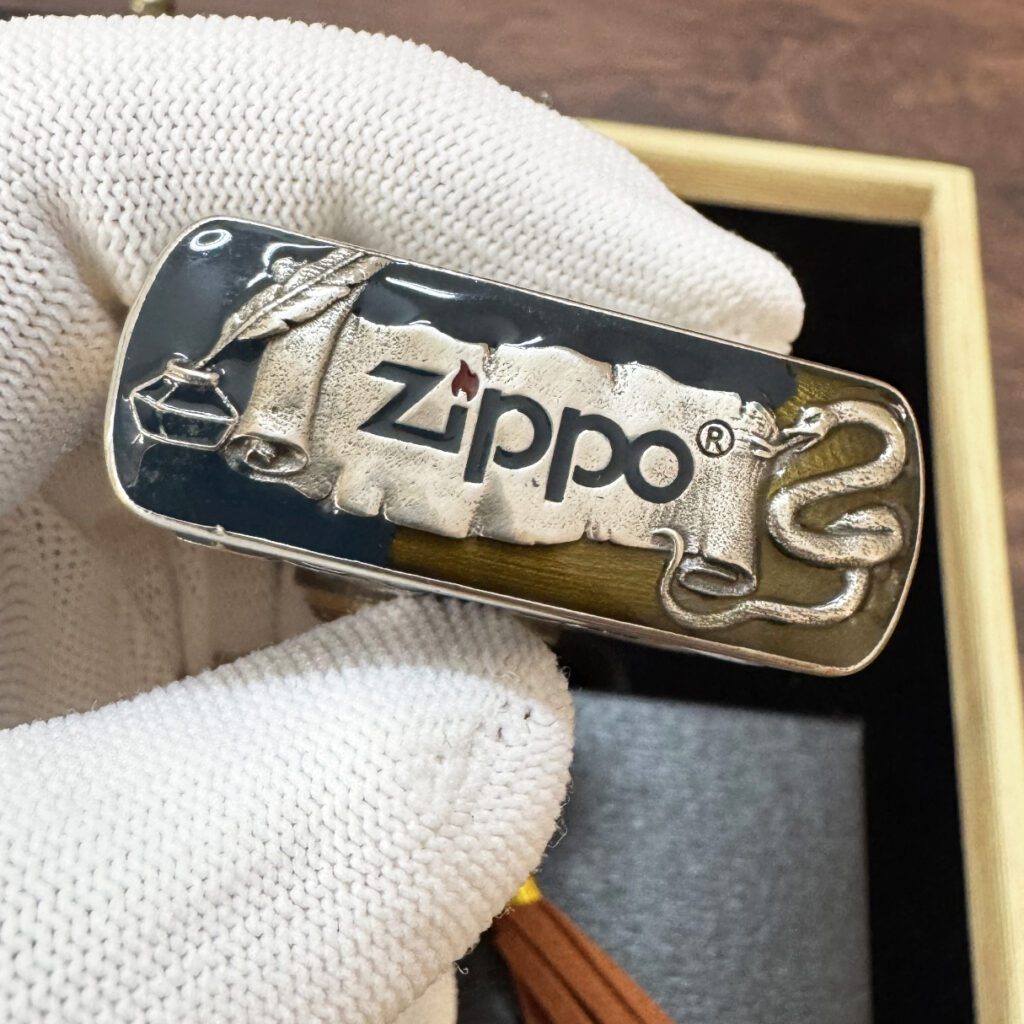 Zippo Etching Silver Harry Potter Magic Academy Lighter