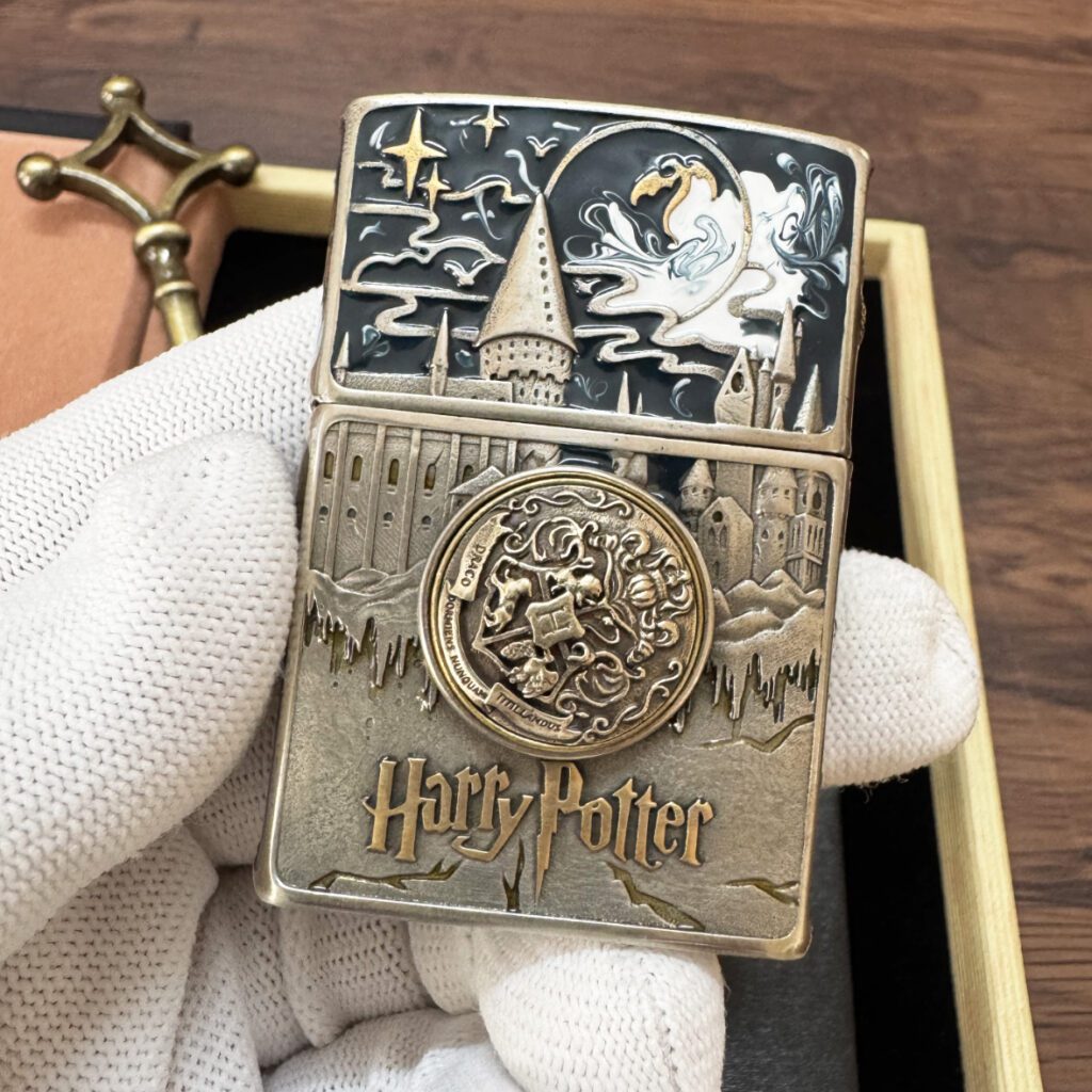 Zippo Etching Silver Harry Potter Magic Academy Lighter